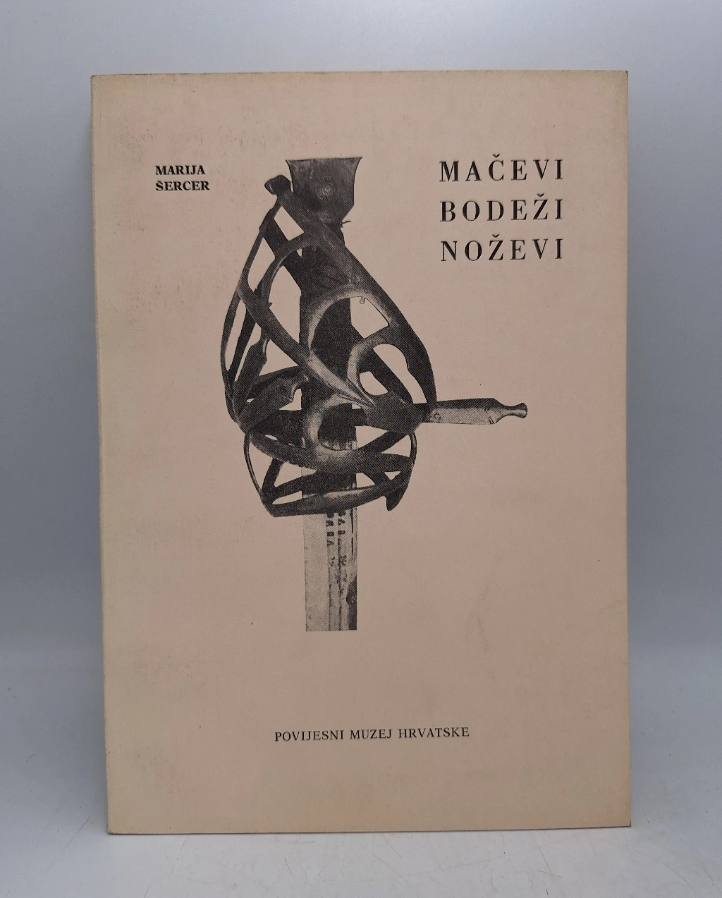 Mačevi, bodeži, noževi knjige Šercer Marija